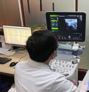 Ứng dụng chọc hút tế bào bằng kim nhỏ (FNA) trong chẩn đoán & điều trị ...